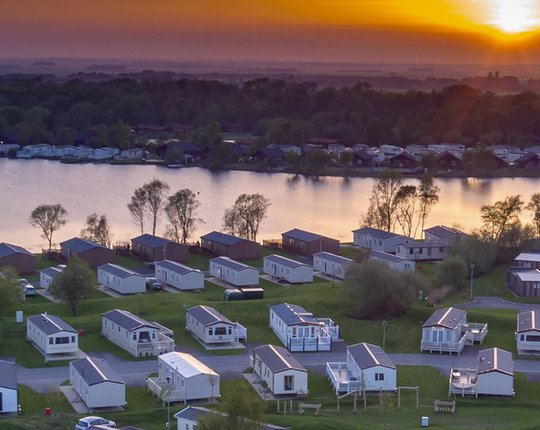 Tattershall Lakes Country Park | Lincolnshire I Away Resorts